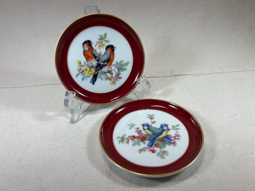 Vintage Pair of Kaiser Porcelain Birds 4” Mini Display Plates With Gold ...