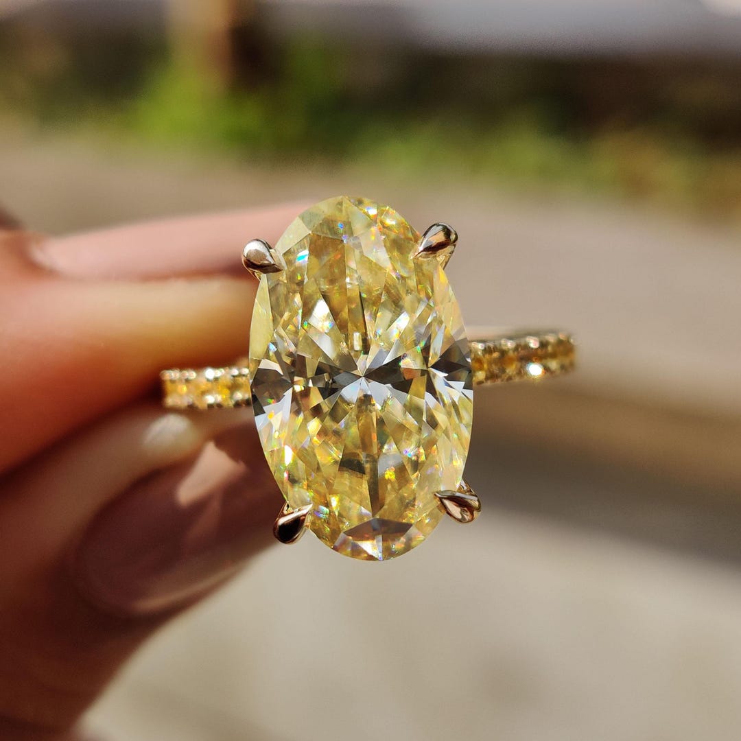 6.04 CTW Light Yellow Oval Moissanite Engagement Ring: Vintage Style - Etsy