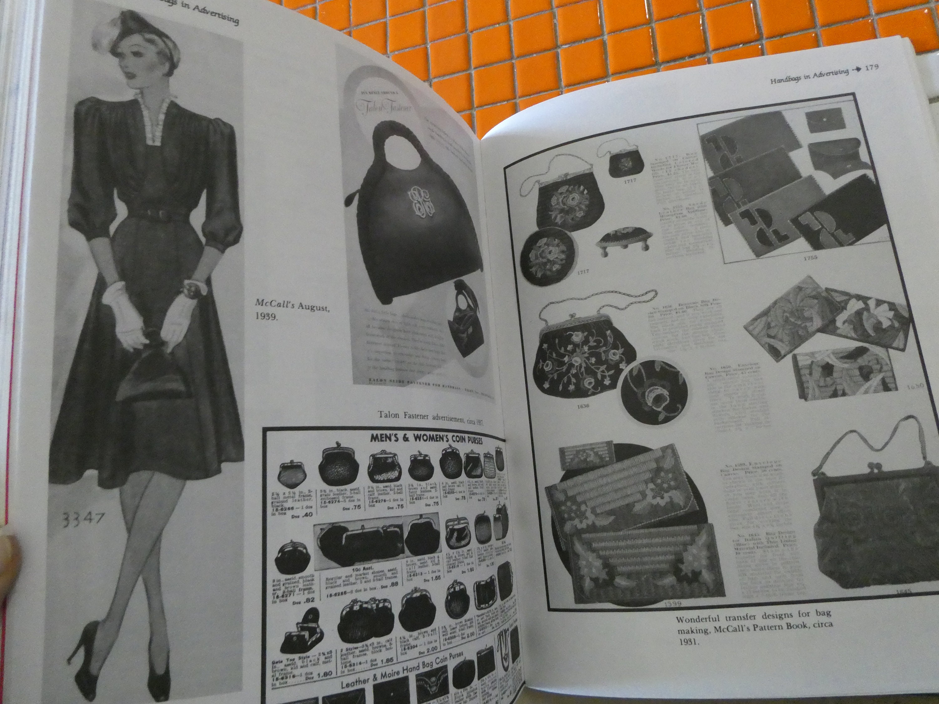 Handbags by Roseann Ettinger Published 1991 Illustrated 184 Pages ...