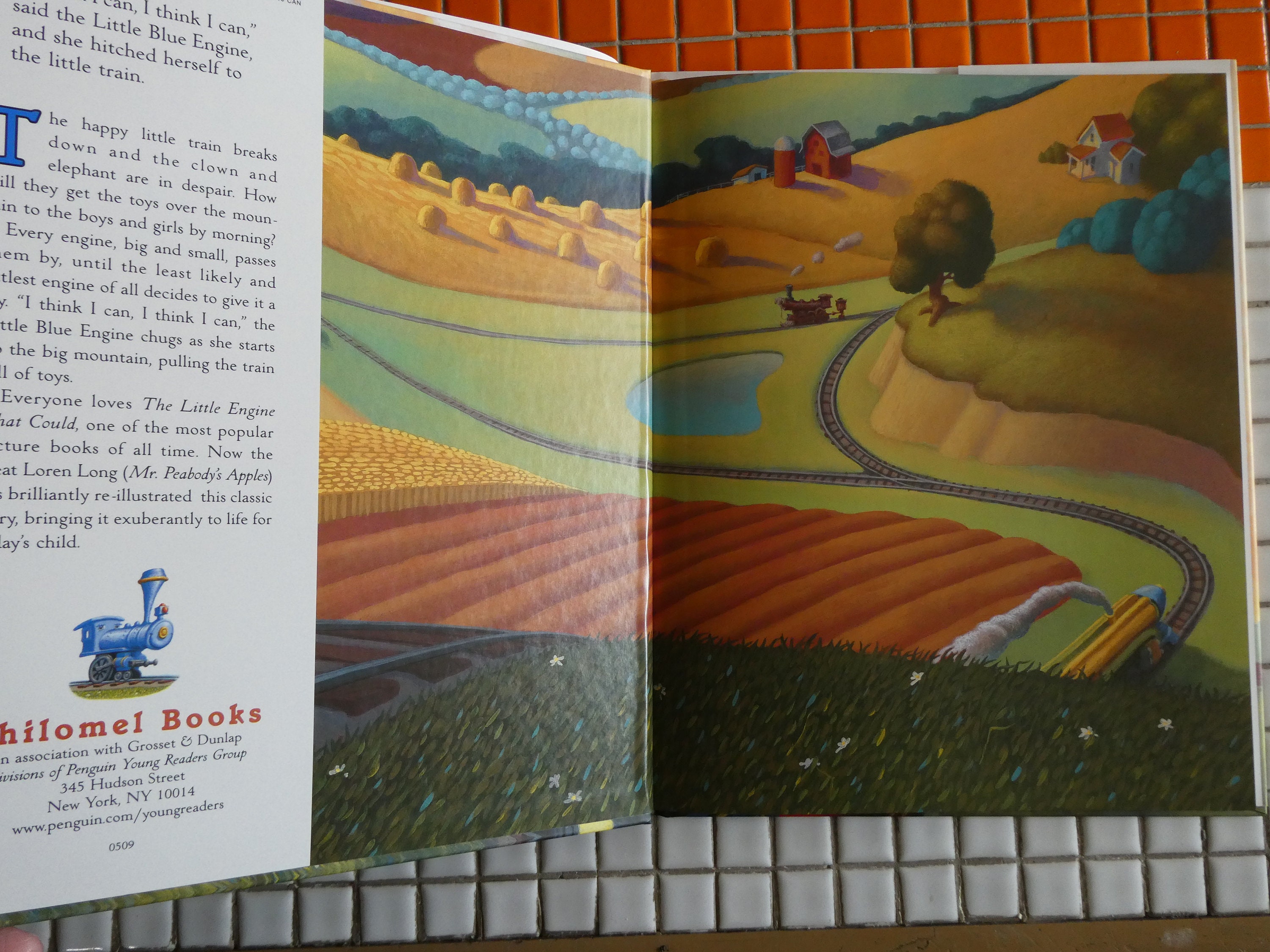 The Little Engine That Could Illustrated With New Art by Loren Long ...