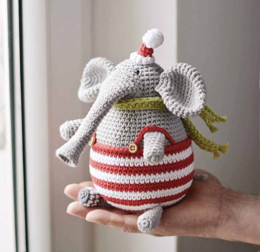 Christmas Elephant Amigurumi Crochet Pattern (PDF Pattern) - Etsy