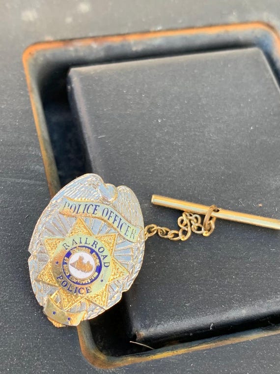 Southern pacific Police Officer Railroad pin with tie… - Gem