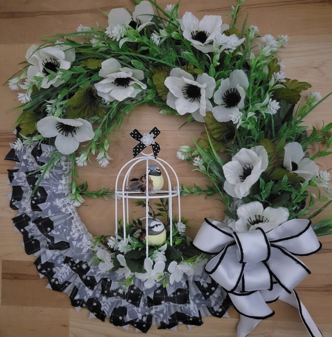 Bird Cage on White Poppies Wreath - Etsy