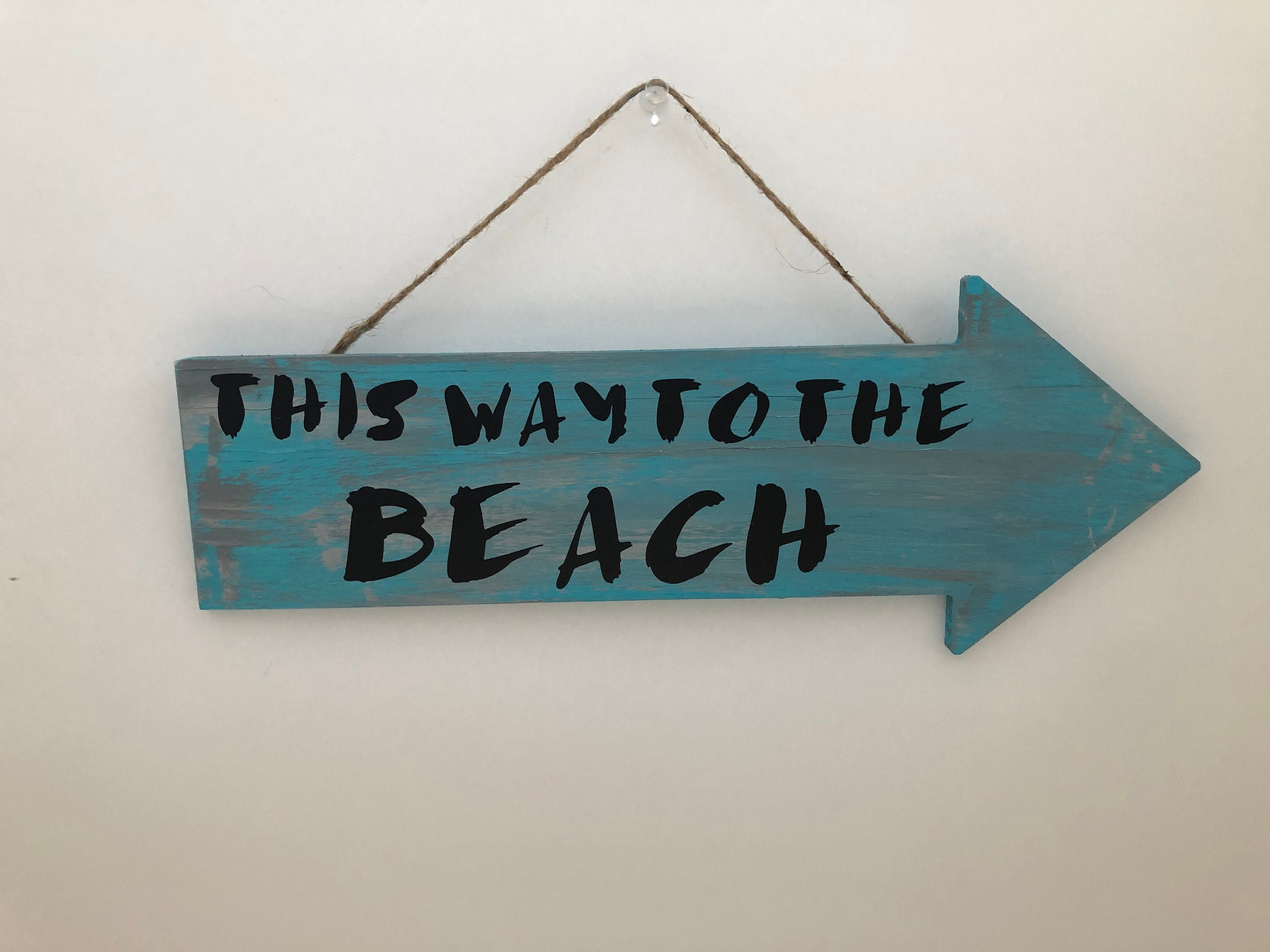 Wall Décor Home & Living This Way to the Beach Sign etna.com.pe