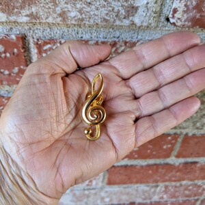 Vintage JJ Treble Clef Lapel Pin Gold Tone G Clef Musical Notation Pin ...