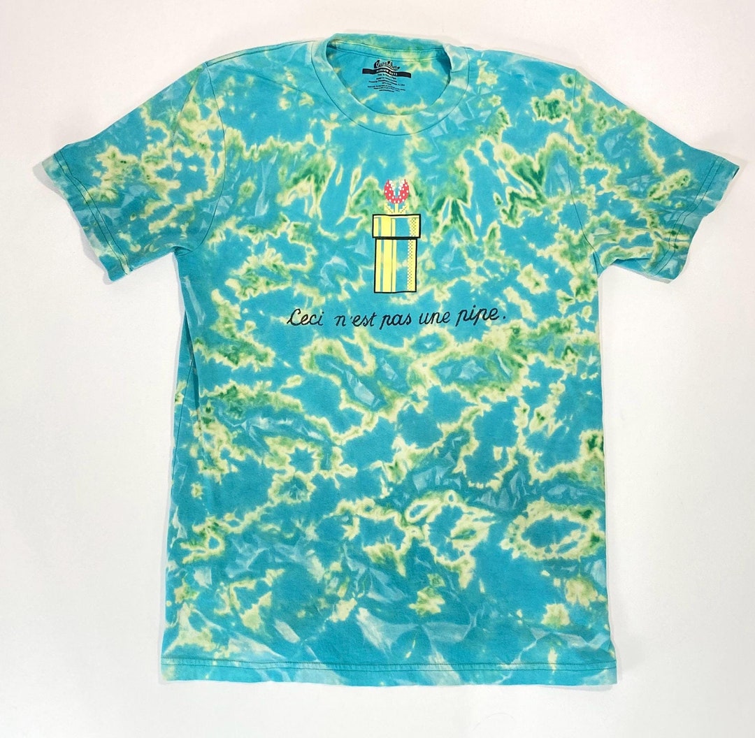 Ceci N'est Pas Une Pipe Super Mario Satire Parody Magritte Upcycled ...