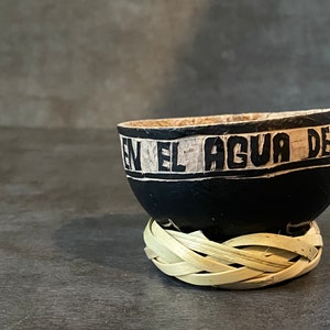 Zapotec Carved Gourd Jícara With Toad - Oaxaca Mezcal En El Agua De Los ...