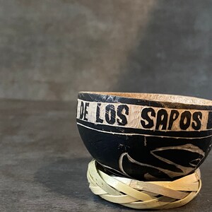 Zapotec Carved Gourd Jícara With Toad - Oaxaca Mezcal En El Agua De Los ...