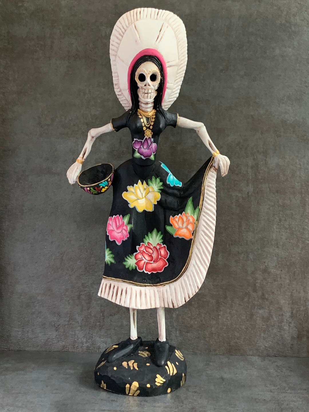 Catrina pintada a mano Mujer Esqueleto Estatua del Día de Muertos Talla ...