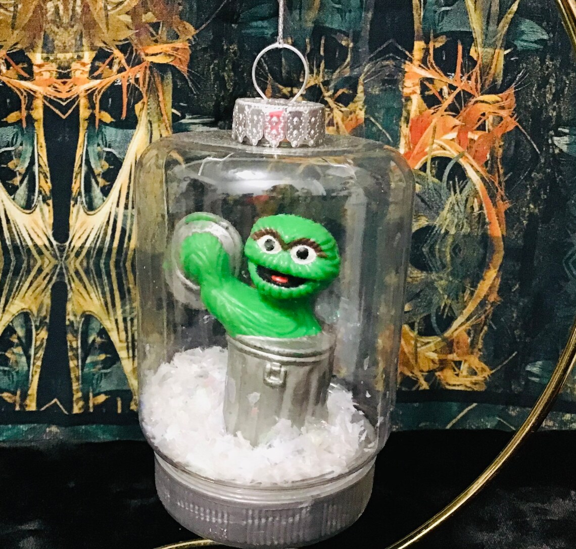 Sesame Street Oscar the Grouch Figure Holiday Christmas Jar - Etsy