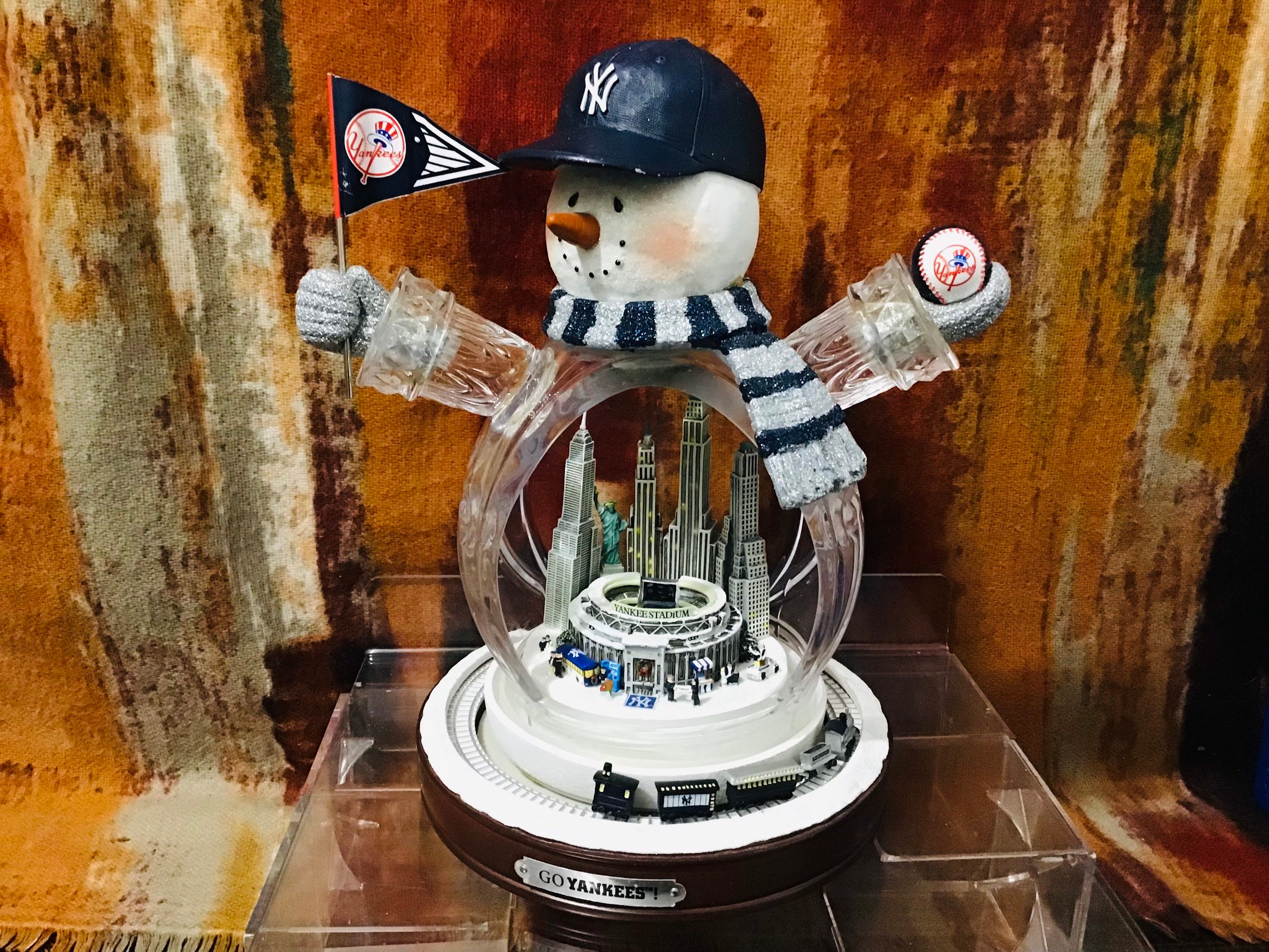 NY Yankees Go Yankees Masterpiece Edition Genuine Crystal Snowman NY ...