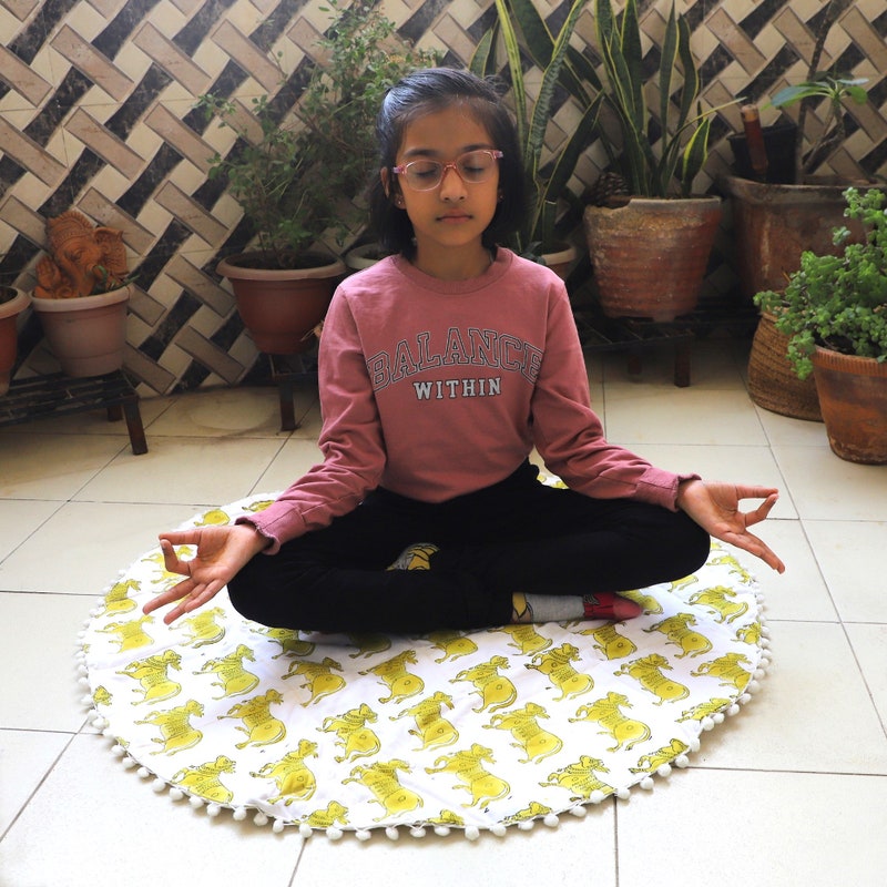 Round Yoga Mat - Etsy