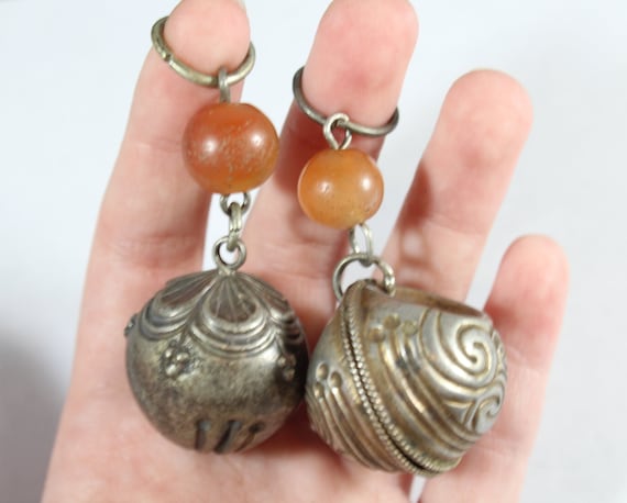 Antique Chinese Silver Ball/bell With Natural Carnelian - Etsy