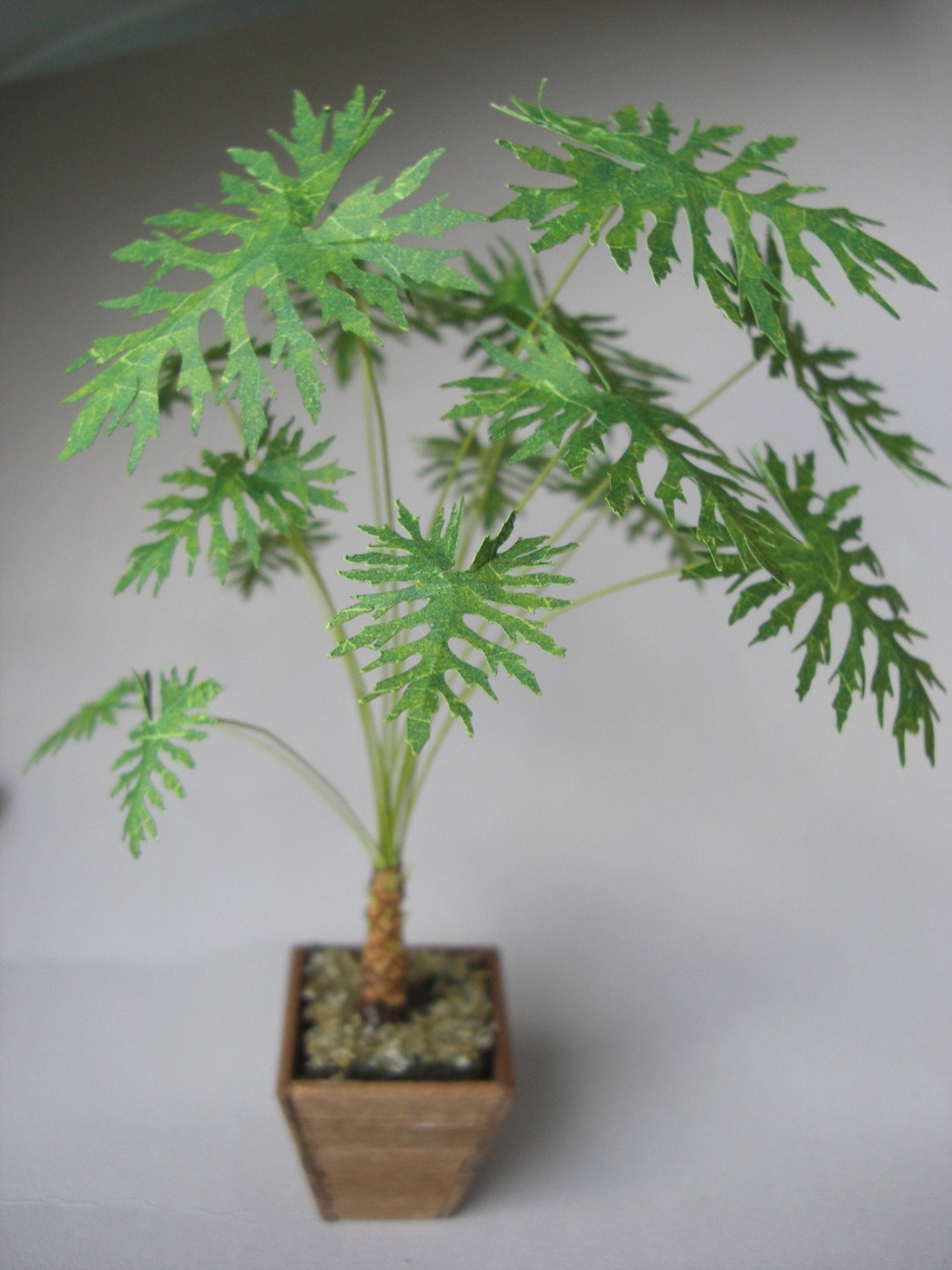 Miniature Philodendron Split Leaf Palm Tree 1:12 Dollshouse Fairy Cat ...