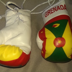 Grenada Flag Mini Boxing Gloves Novelties, Souvenir, Cars, Trucks Bus ...