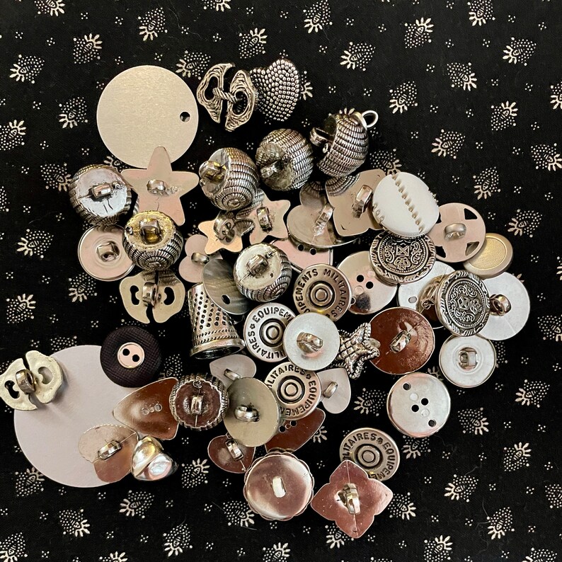 One Pound of Black, White, and Silver Colored Buttons - Etsy