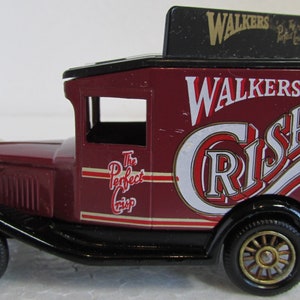 Vintage Lledo 1934 Model "a" Walkers Crisps Delivery Truck. #DG013 1:76 ...