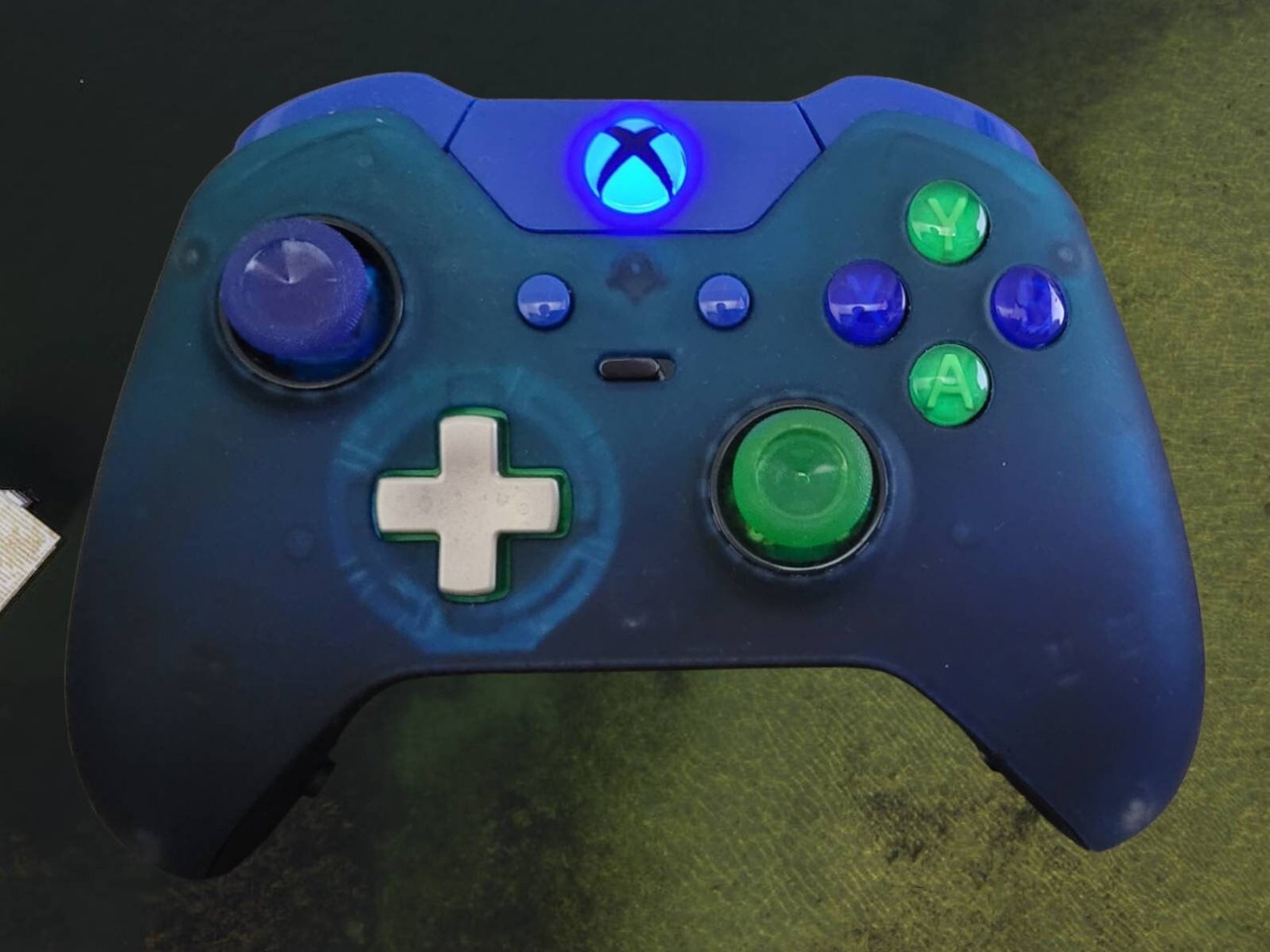 Xbox One Elite Wireless Controller Custom Ombre Blue & Green Blue Led ...