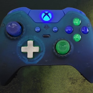 Xbox One Elite Wireless Controller Custom Ombre Blue & Green Blue Led ...