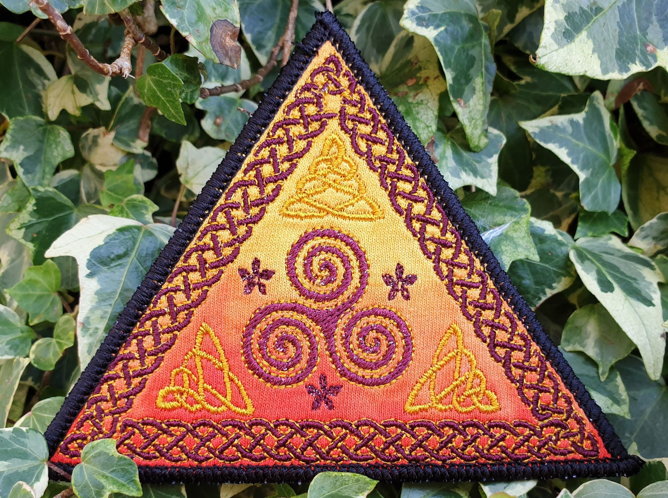 Celtic Triskelion Triangle Embroidered Sew/iron-on Patch New Grange ...