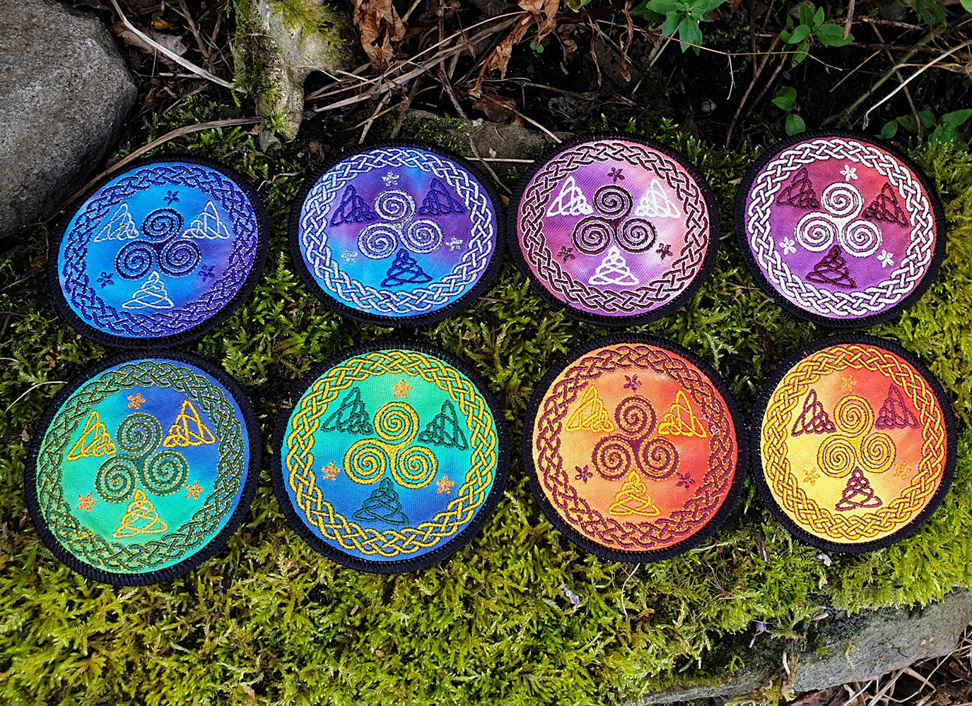 Celtic Triskelion Round Embroidered Sew/iron-on Patch - New Grange ...