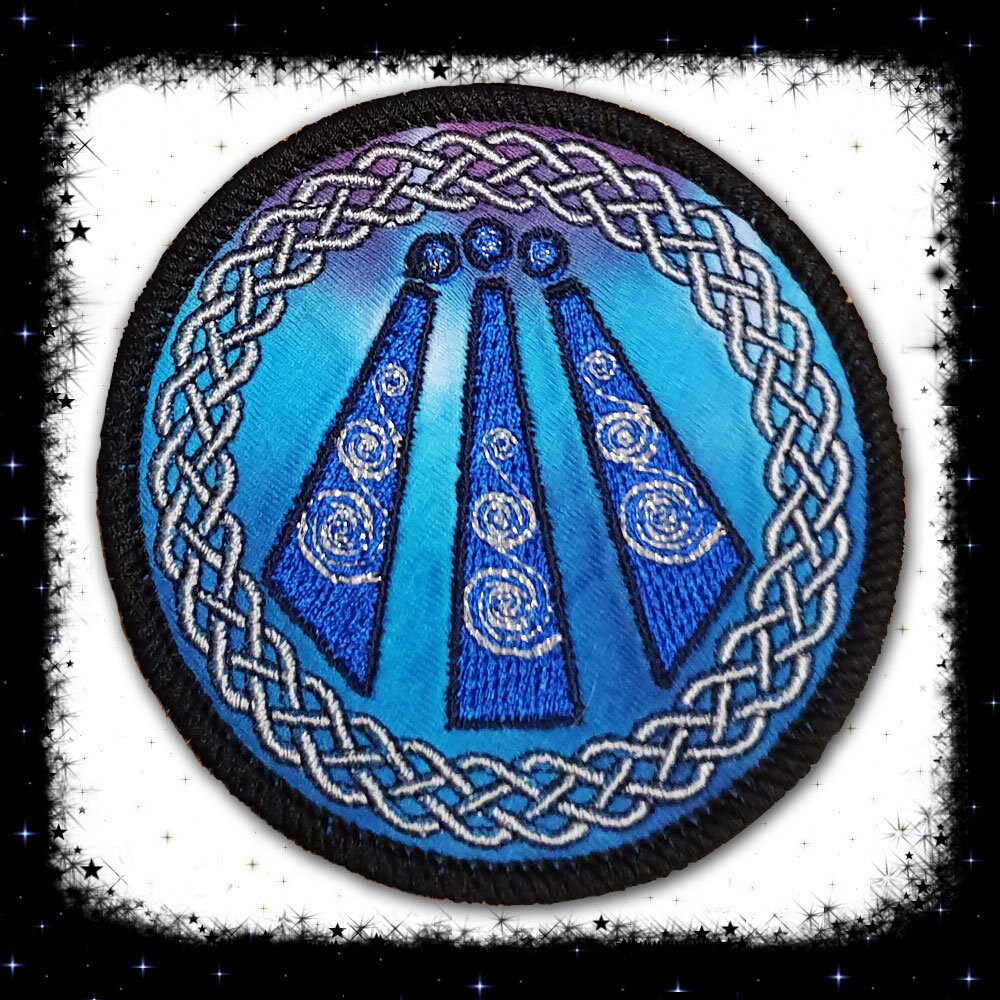 Druid Awen Round Embroidered Sew/iron-on Patch - Choice of Bardic Blue ...