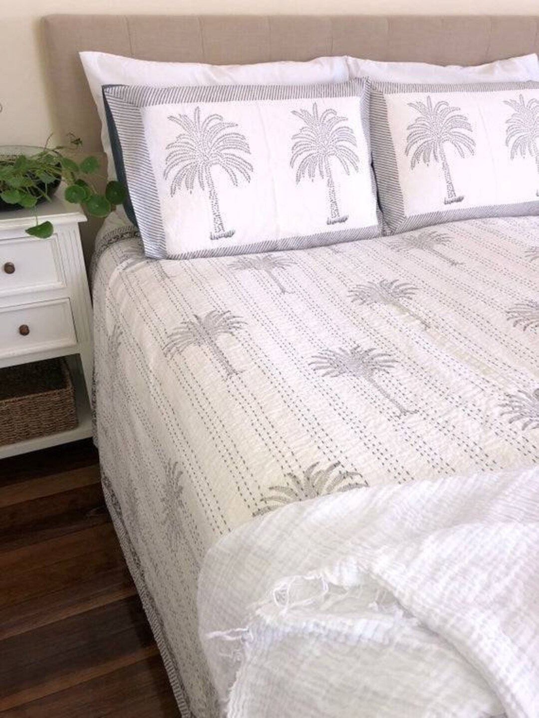Handmade Indian Kantha Quilt, Palm Tree Bedspread, Queen Size - Etsy
