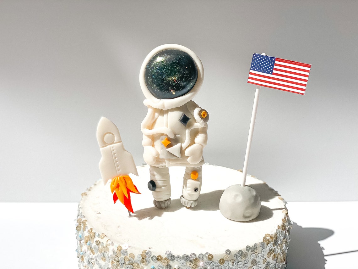 Astronaut Cake Topper Space Cake Topper Space Explorer Cake - Etsy