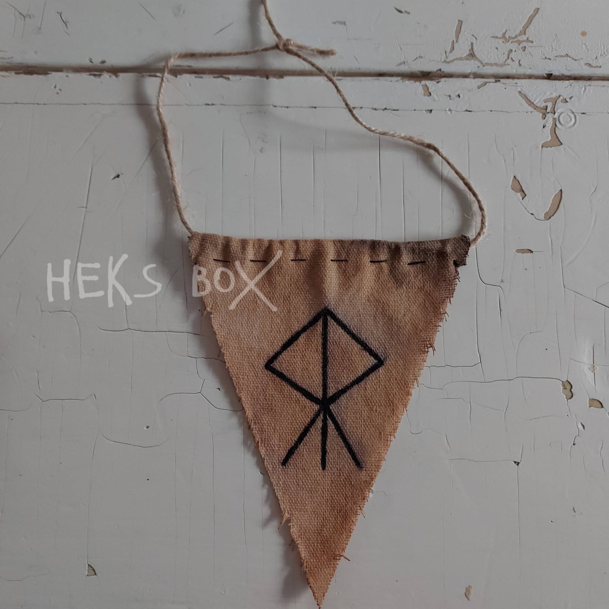 Courage rune Norse rune flag pennant | Etsy