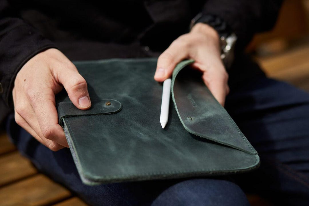 Green Leather Remarkable 2 Folio Case With Pencil Holder, Holster Clasp ...