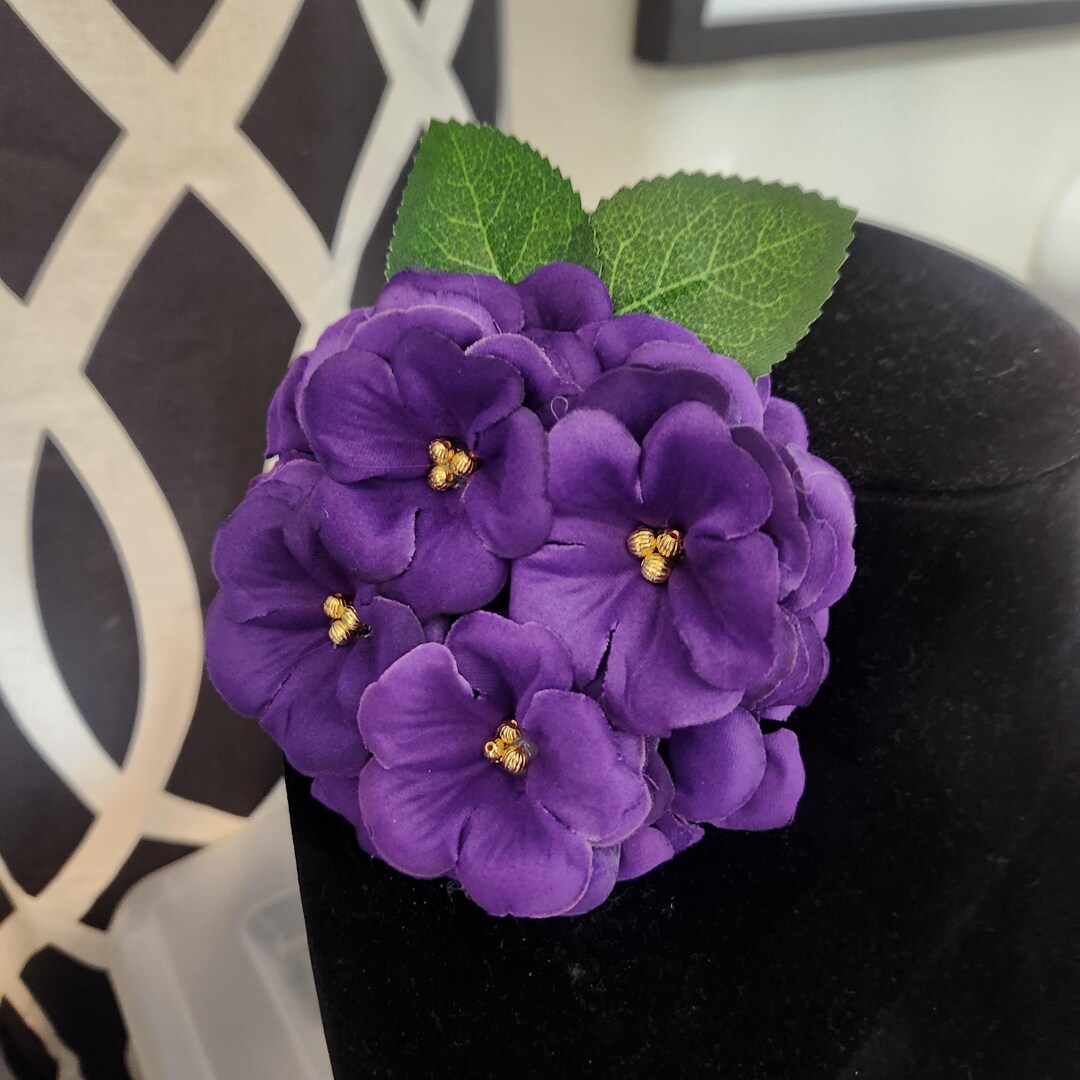 African Violet Cluster "special" Inspired # 3 by the African Violet ...
