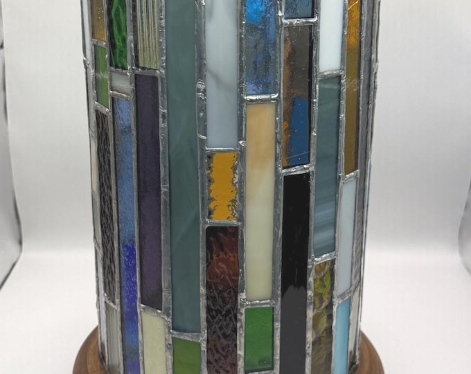 6 1/2" Round Handcrafted Stained Glass Table Lamp - Etsy