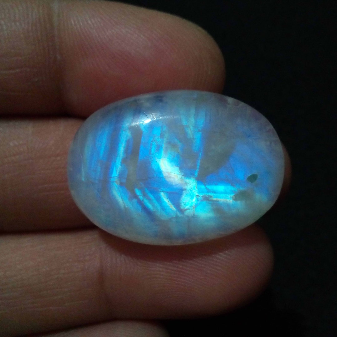 Top AAA Blue Fire Natural Rainbow Moonstone 58.80 Crt 31x22x10 MM Oval ...