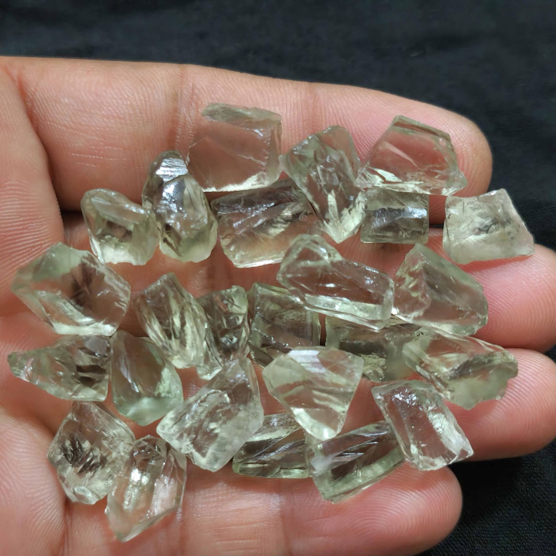 10 Raw Green Amethyst Crystals, Healing Gemstone Rough (12-14 MM) - Etsy