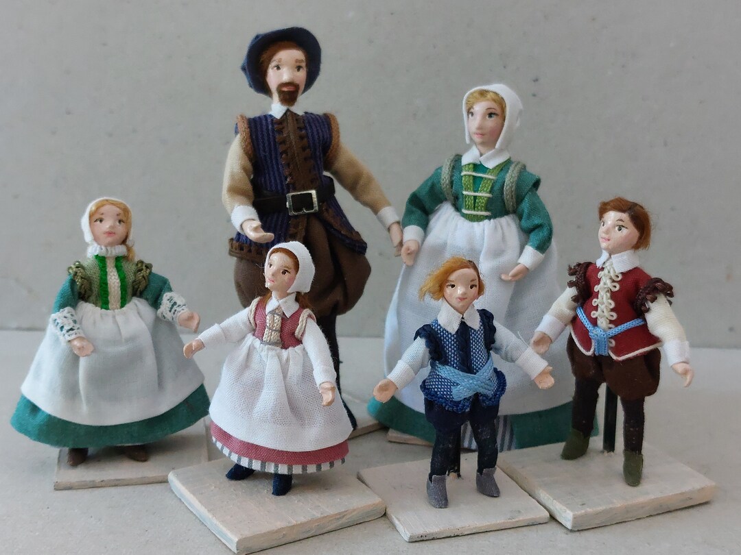 1/24 Scale Tudor Dolls - Etsy