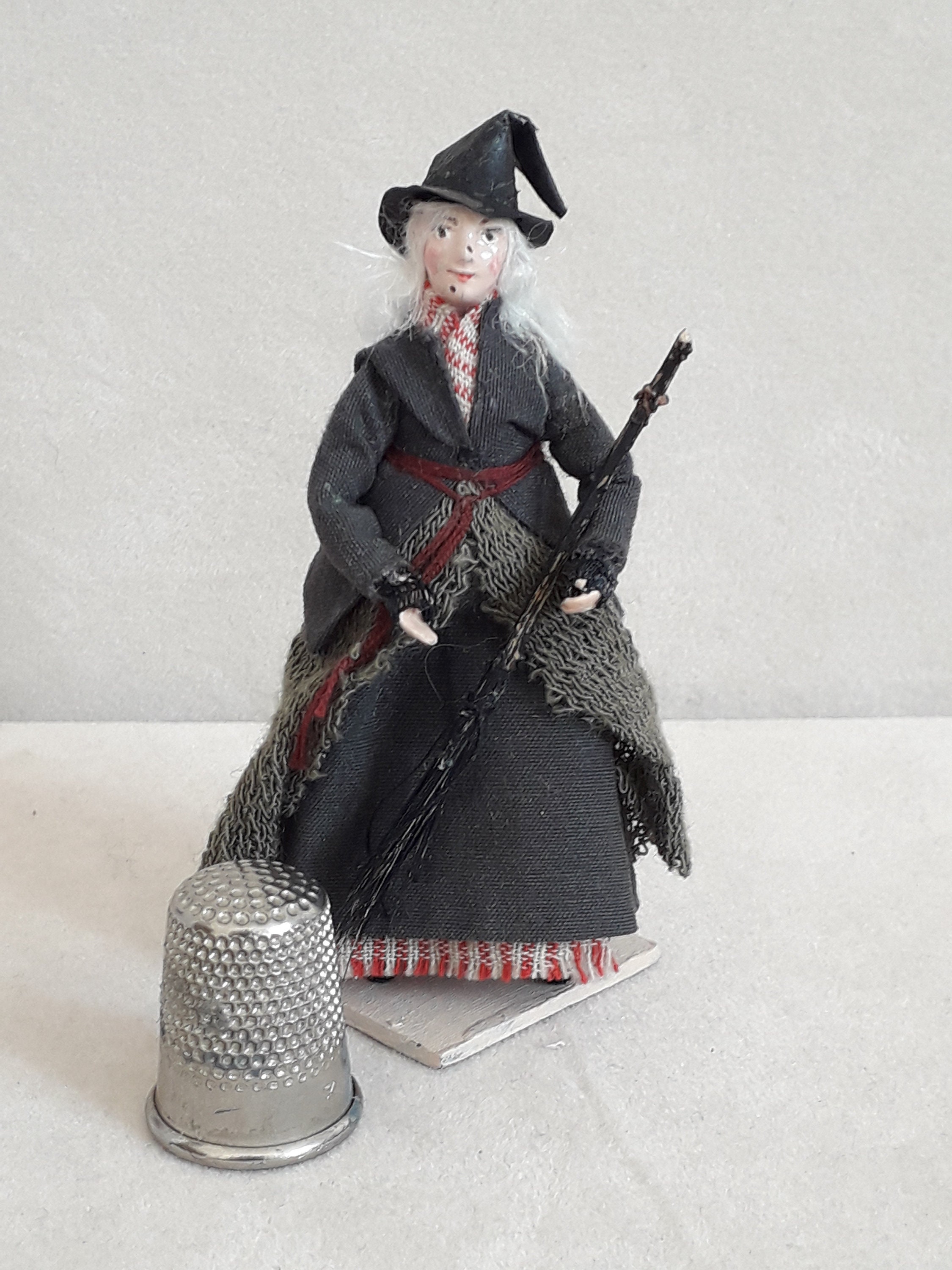 1/24 Scale Tudor Dolls - Etsy