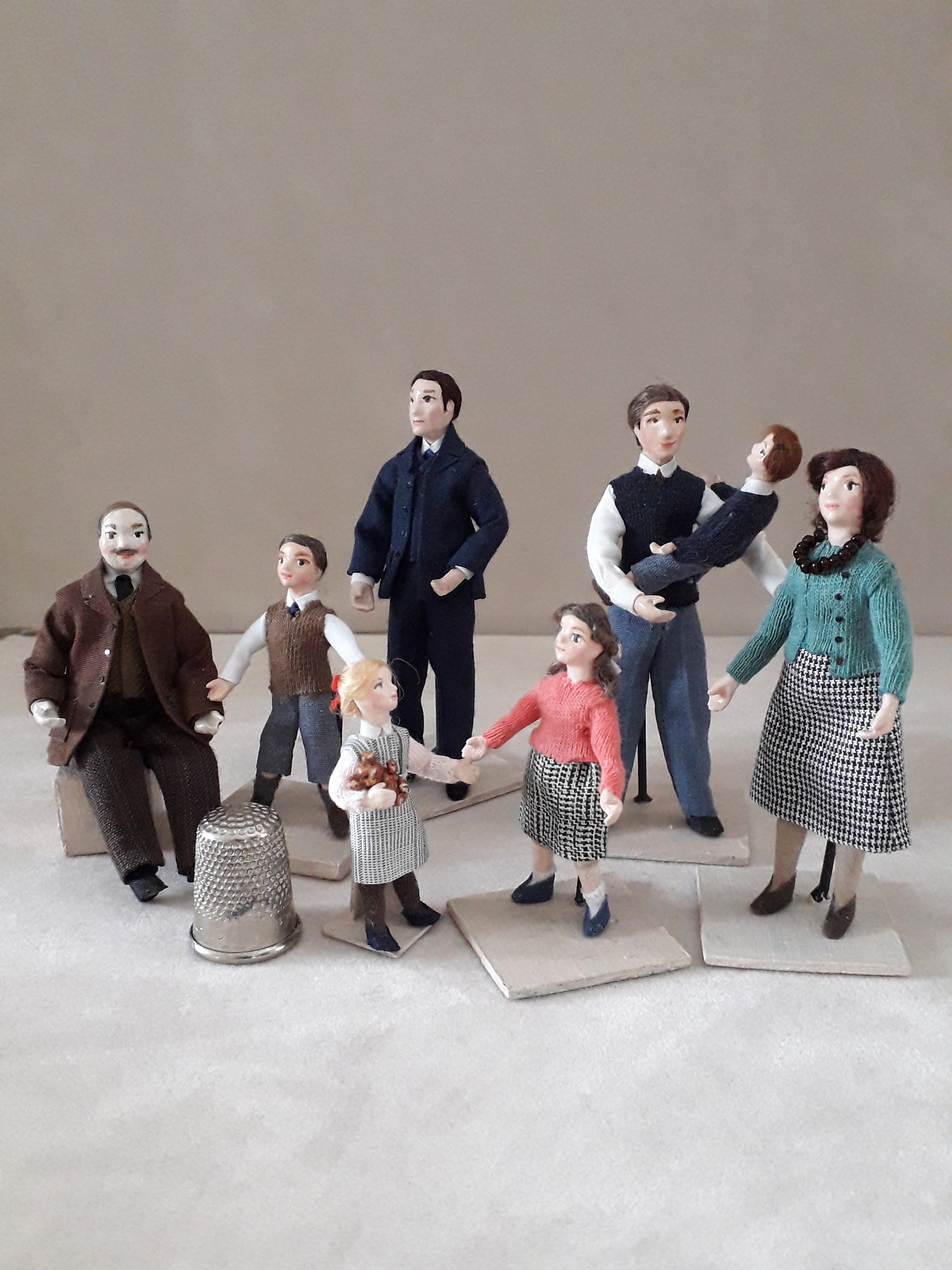 1/24 Post War Family Group | Etsy