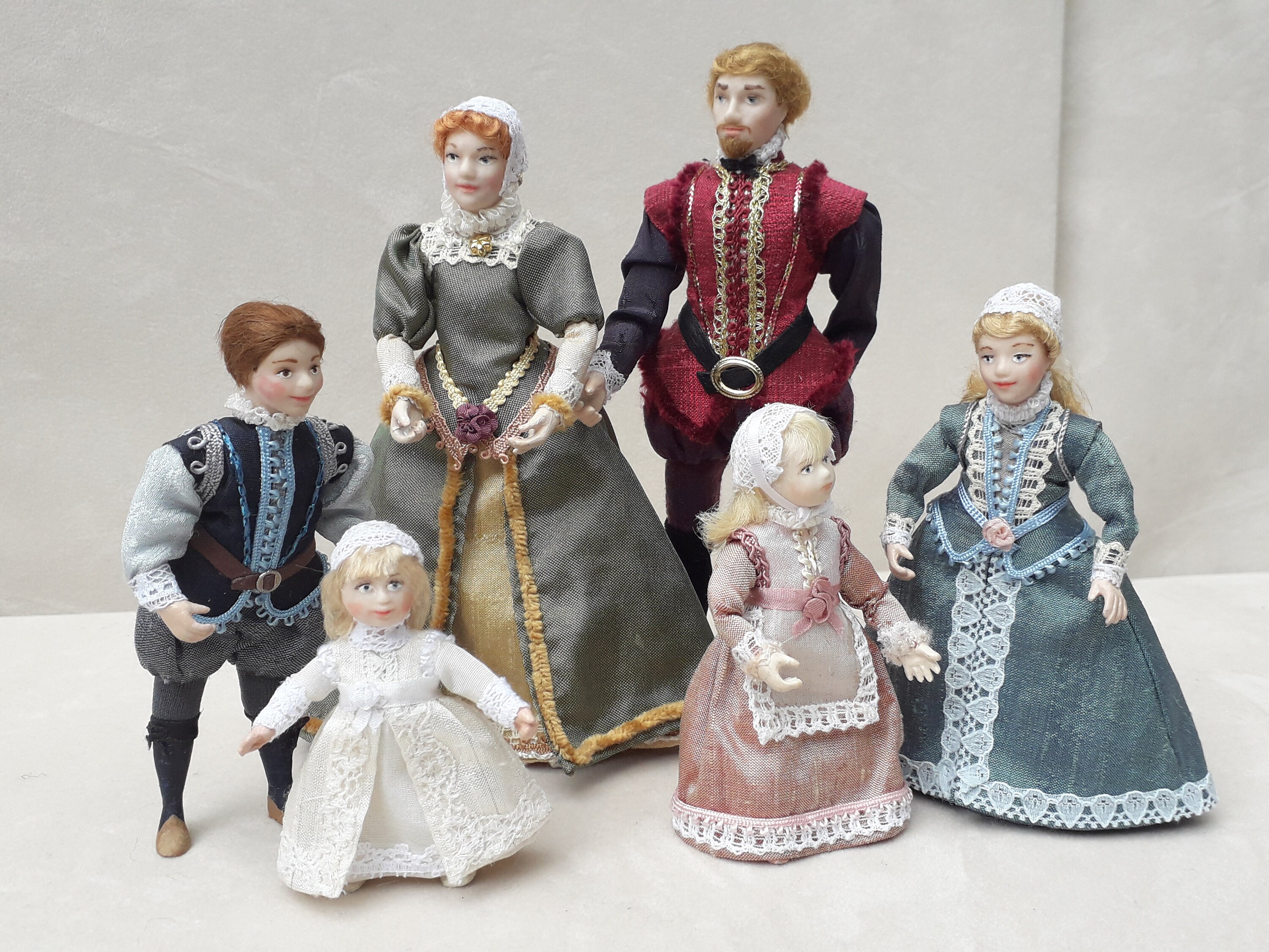 1/12 Tudor Merchant Family | Etsy