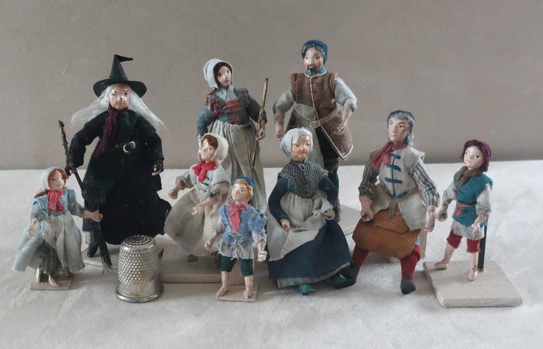 1/24 Scale Tudor Dolls - Etsy