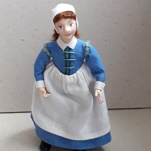 1/12 Tudor Yeoman Family - Etsy