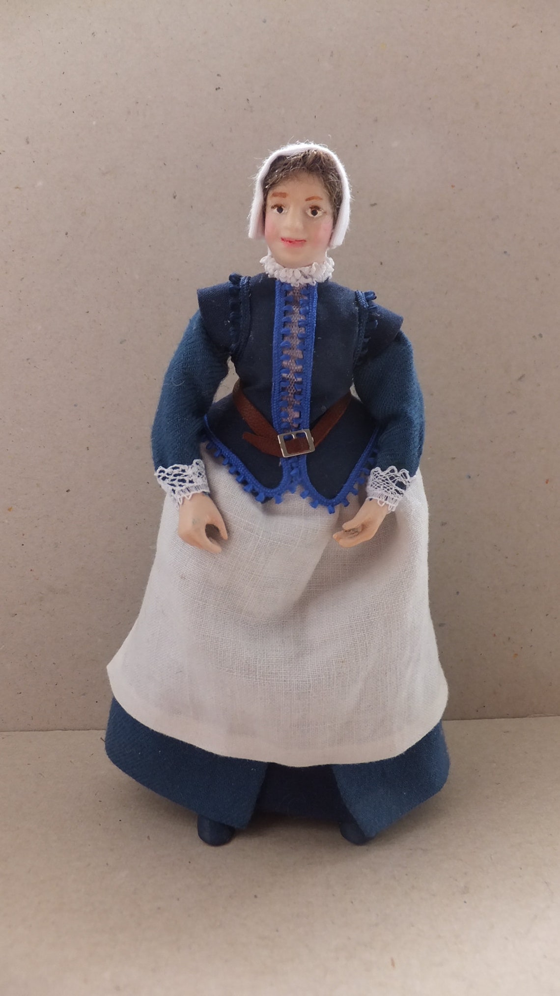 1/12 Tudor Yeoman Family - Etsy