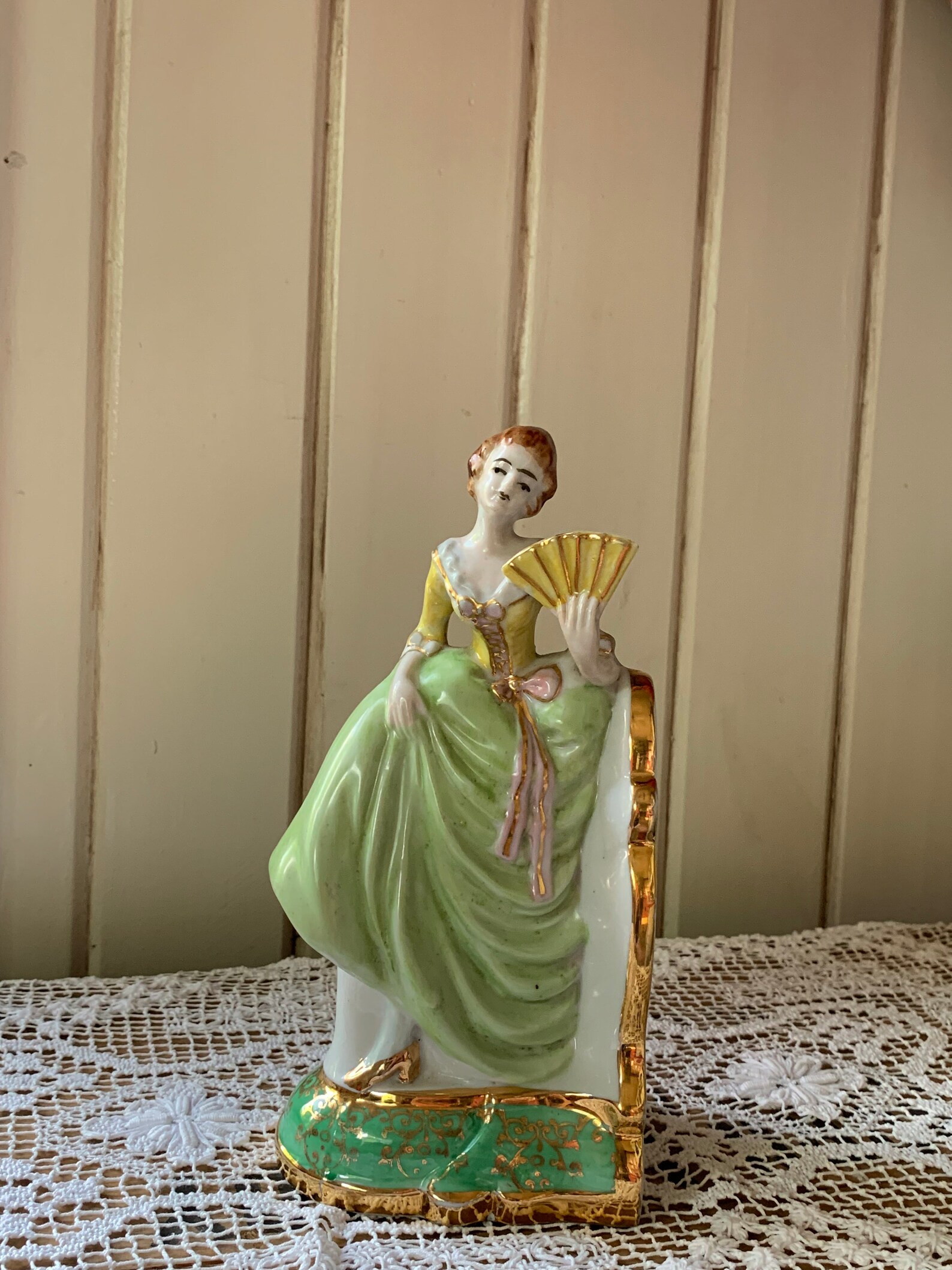 Vintage Porcelain Victorian Lady / Bookend / 24K Gold Trim / | Etsy