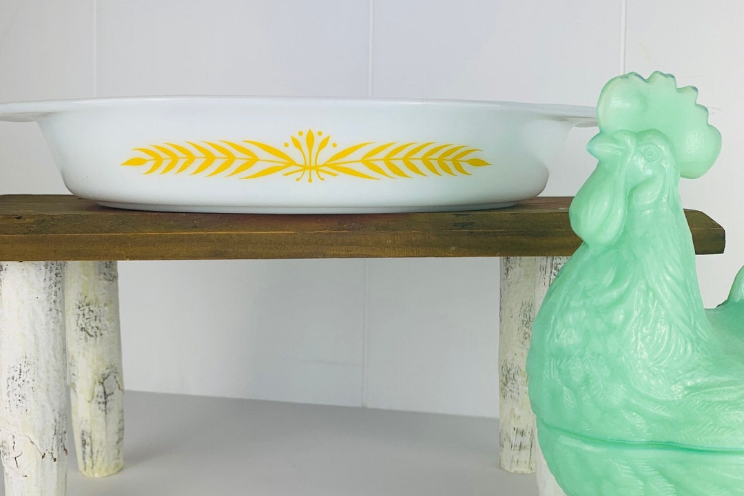 Vintage Royal Wheat Pyrex / Divided Casserole Dish / 1.5 Quart - Etsy