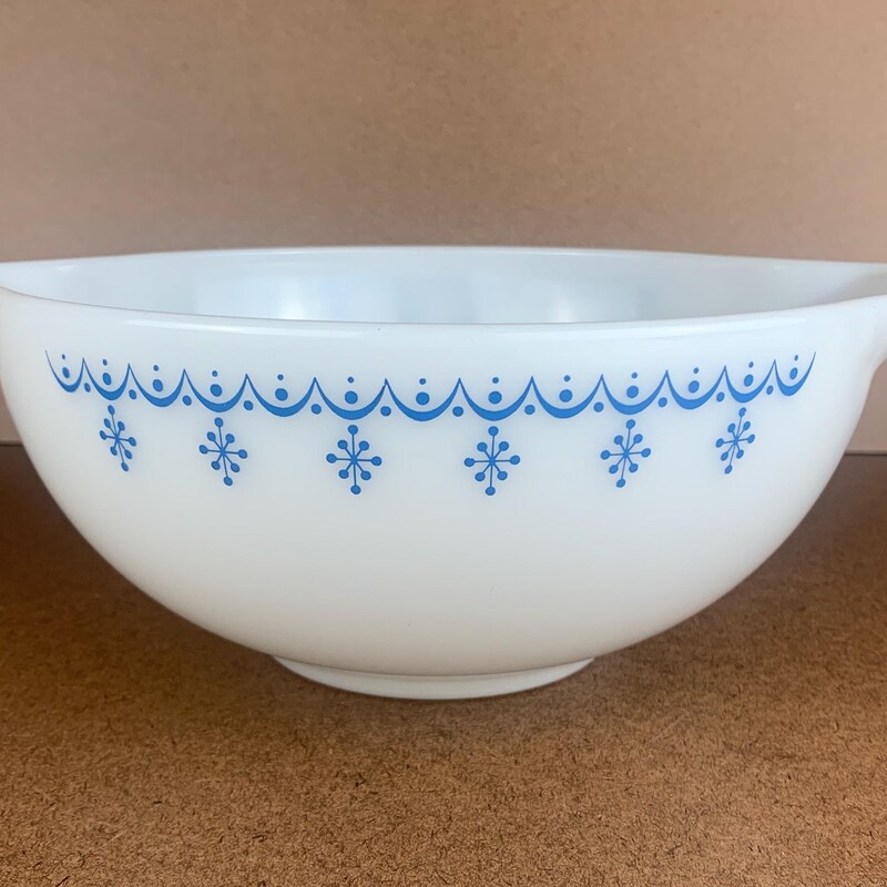 Pyrex Snowflake - Etsy