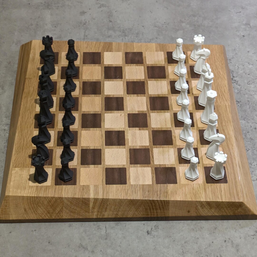 Solid Oak "twisted" Chess Set With Walnut & Beech Inlaid Squares, One ...