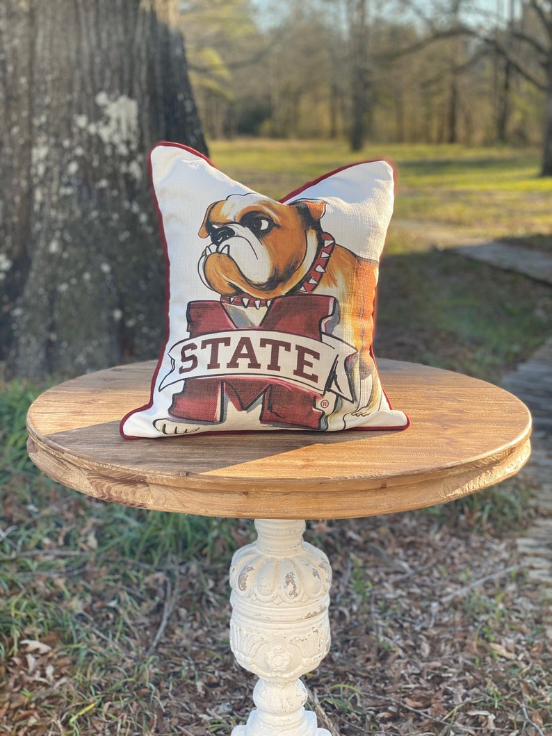 Mississippi State Bulldog Pillow || Bully Pillow || MSU Pillow - 375 - Etsy