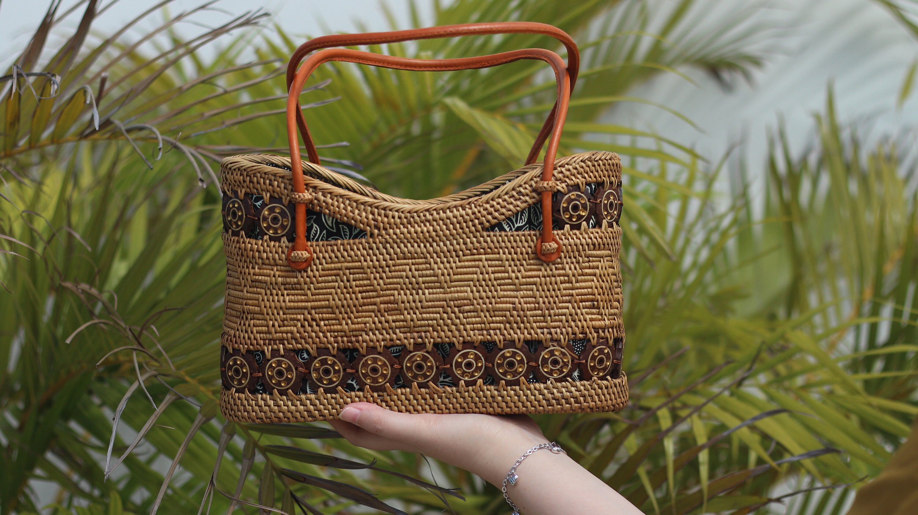 SALE Bali Button Rattan Handbag, Rattan Crossbody Bag, Rattan Bag, Boho ...