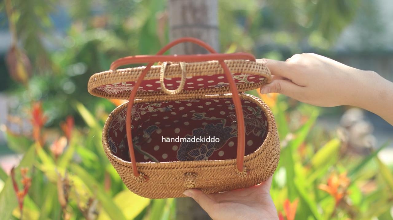SALE Bali Rattan Ata Grass Handbag With Ribbon Closure, Rattan Bag ...
