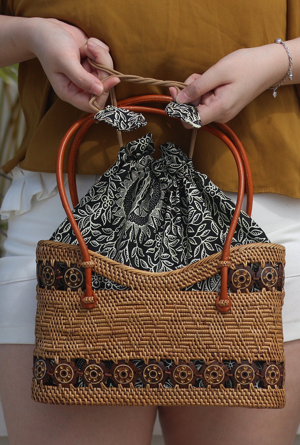 SALE Bali Button Rattan Handbag, Rattan Crossbody Bag, Rattan Bag, Boho ...