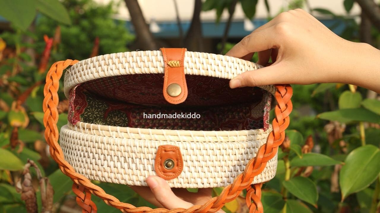 SALE Bali White Round Rattan Handbag Ata Grass Crossbody Bag | Etsy